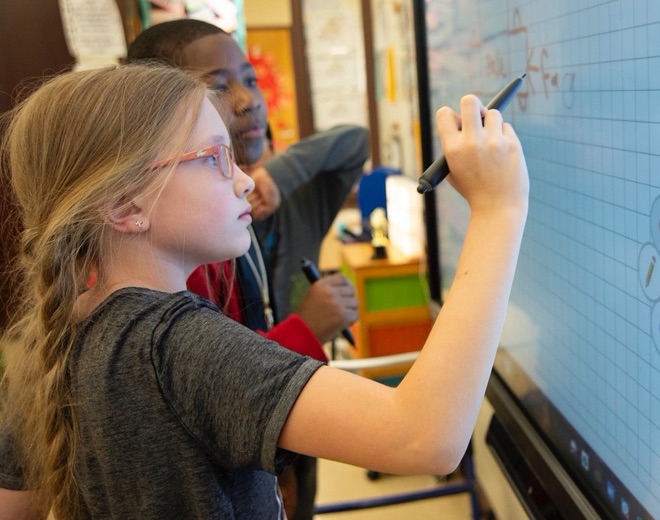 Solutions overview - Clevertouch Technologies Global